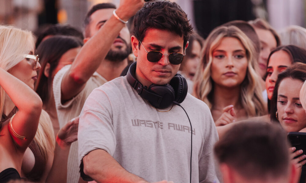 Australian House Artist, Levi Tours In Support of His Break-Through Single “Jump”